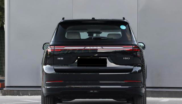 10.98万元起，广汽埃安AION i60上市，提供纯电／增程双动力