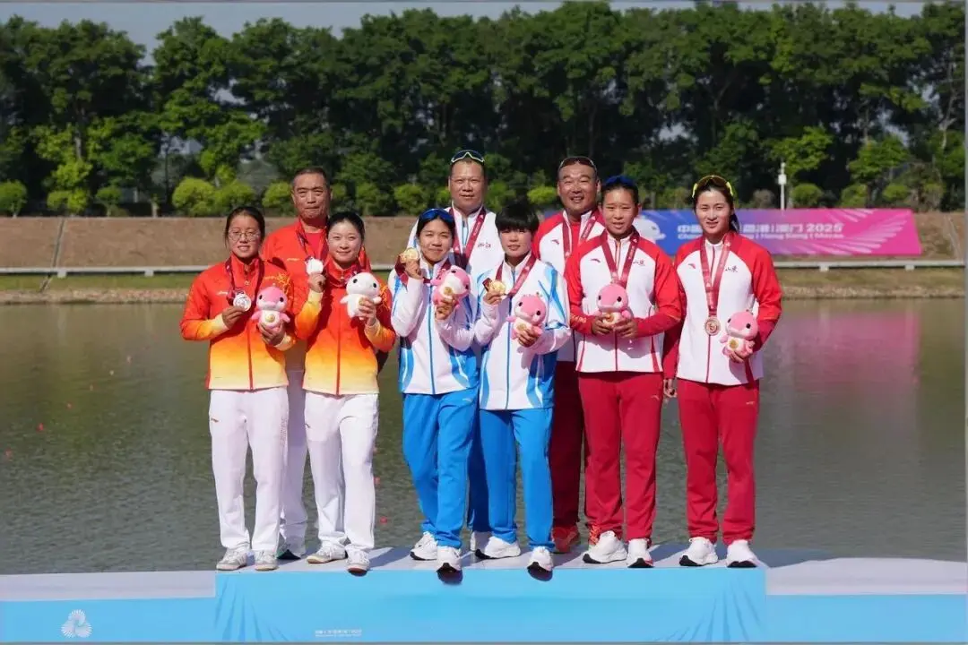 济南运动员张雅珏十五运会女子双人划艇500米项目摘铜