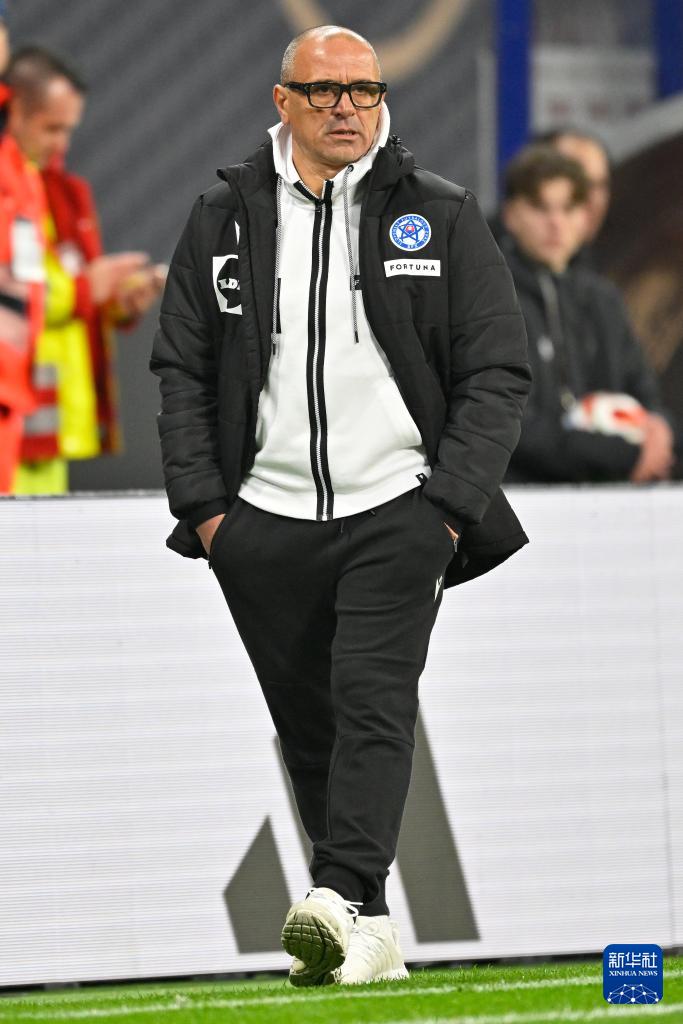 足球——世预赛：德国胜斯洛伐克