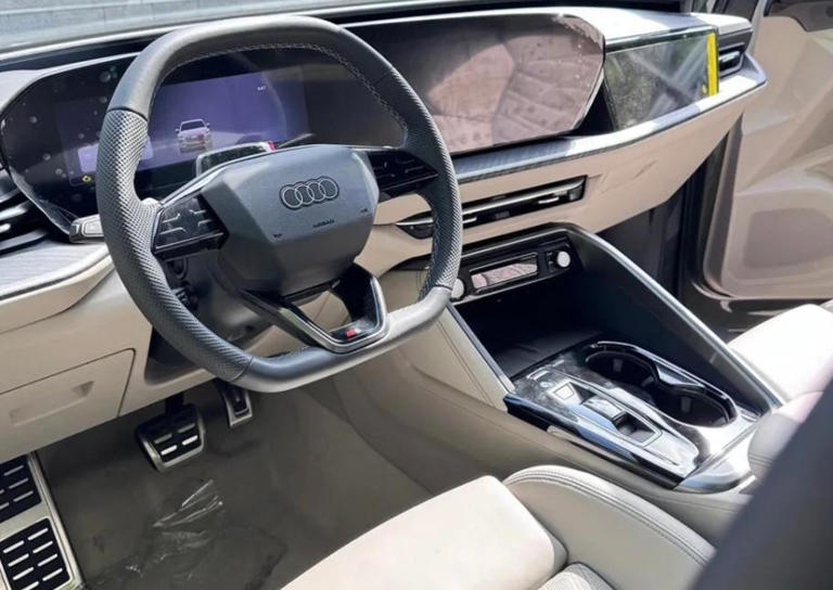 全新奥迪Q5L来了，长得“极致性能”，增强动力与底盘！