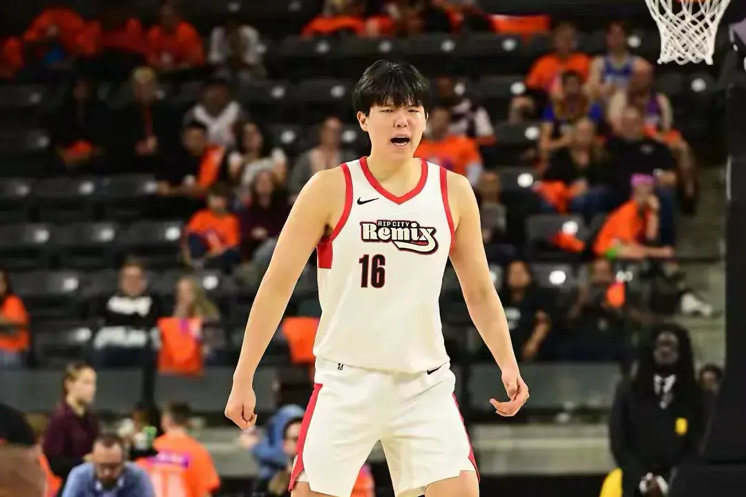 杨瀚森9+5+3+1打得怎么样？赛后斯普利特一席话，说的非常实在