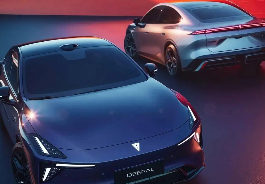 深蓝 L06 上市，售价 13.29 万 - 15.49 万元，搭载磁流变悬架与 3nm 芯片