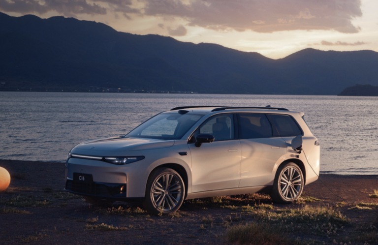 年末购车不纠结：零跑C16、银河M9、理想L6、问界M7谁更值？