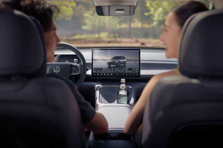 年末购车不纠结：零跑C16、银河M9、理想L6、问界M7谁更值？