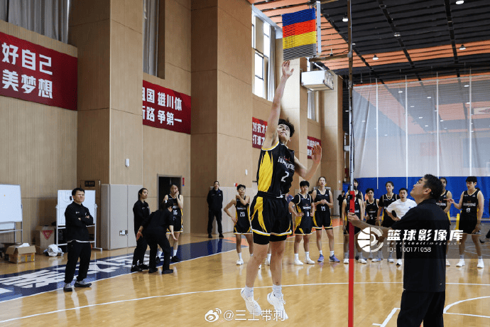 媒体人分享WCBA球员体测图集：新赛季WCBA体测正在云南进行