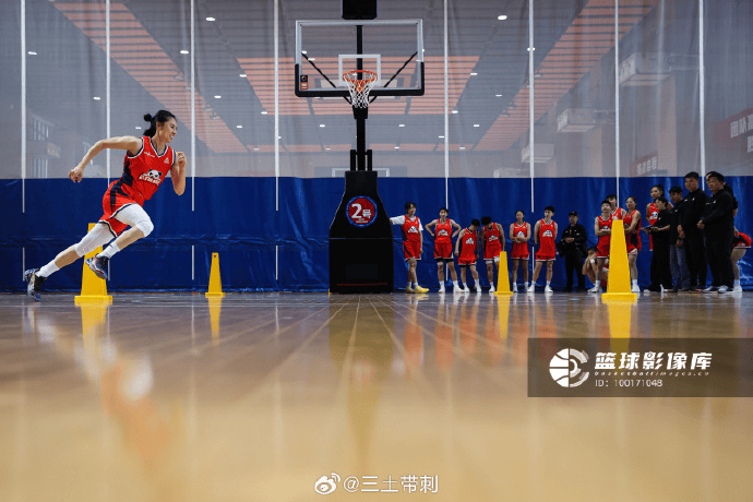 媒体人分享WCBA球员体测图集：新赛季WCBA体测正在云南进行