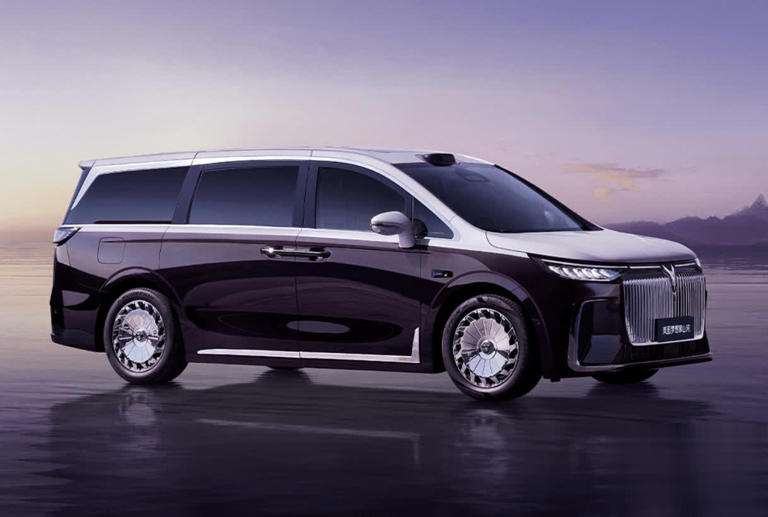 70.99万！岚图梦想家山河版上市，华为ADS 4加持的四座MPV