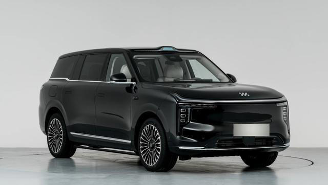 30万级大型SUV，智己LS9配置丰富，值得选吗？