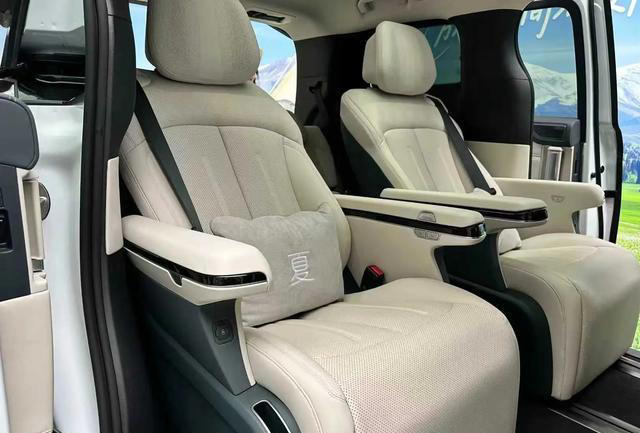 20.68万起掀MPV内卷！2026款比亚迪夏硬核解析