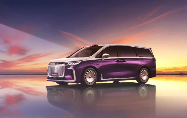 70.99万！岚图梦想家山河版上市，华为ADS 4加持的四座MPV