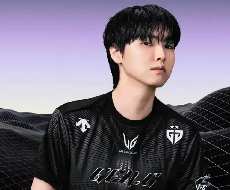 Chovy为何拿不到冠军？被曝光沉迷其他游戏，玩的比LOL还多