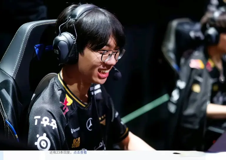 Doran跟随T1夺得首个世界赛冠军，玩家调侃想去T1付费上班！