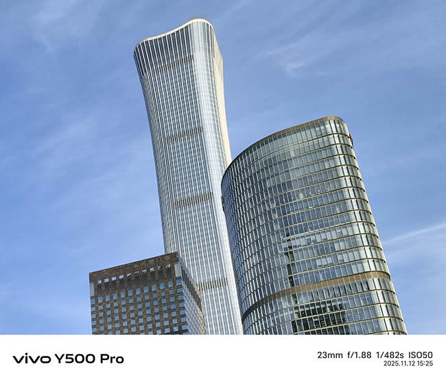 vivo Y500 Pro测评体验：国民小旗舰 越级影像+越级质感