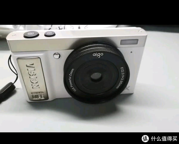 aigo爱国者D9/E9：女生专属自拍相机