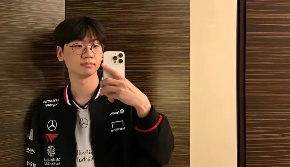 虎娘日报：云顶全球总决赛即将打响 Doran确认续约T1继续征战