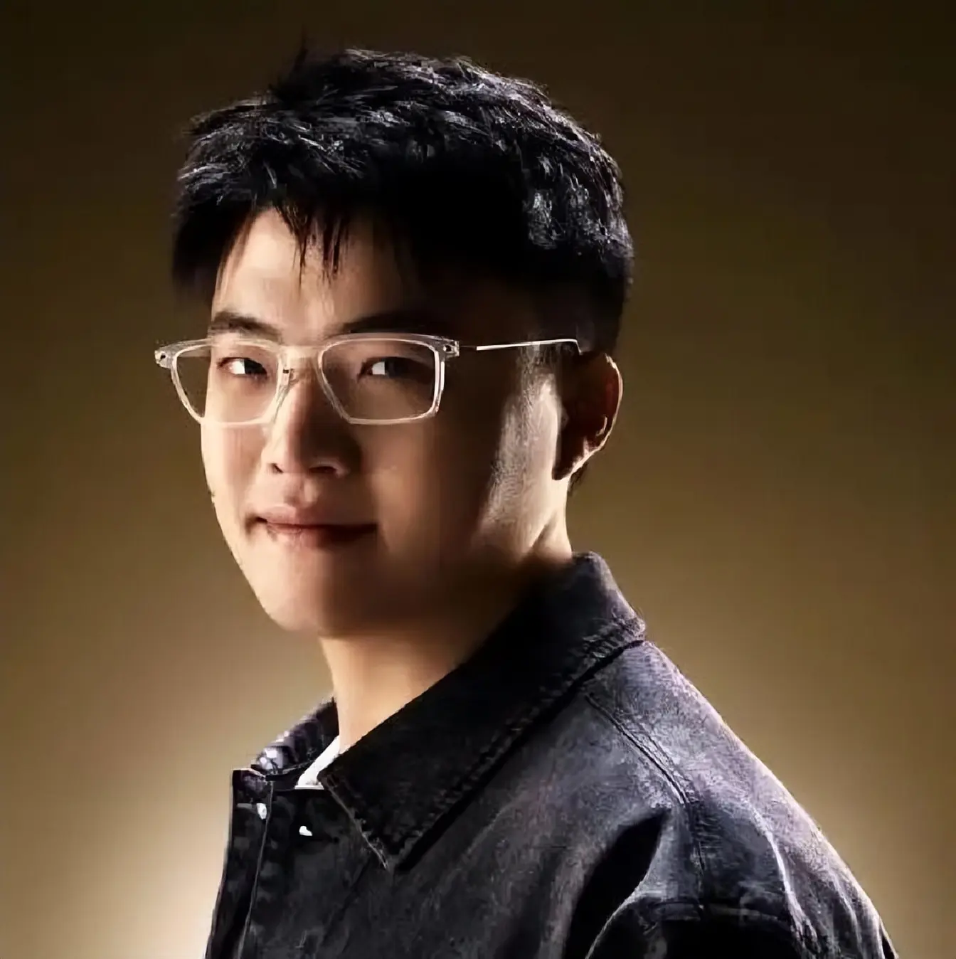 Uzi加盟IG确认！年薪600万引热议，Knight解约风波再曝新动态