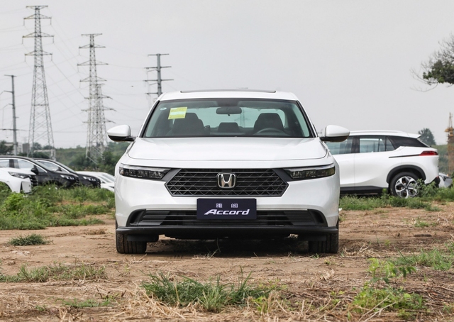 本田雅阁降至12.68万，1.5T+CVT可靠耐用超适合家用