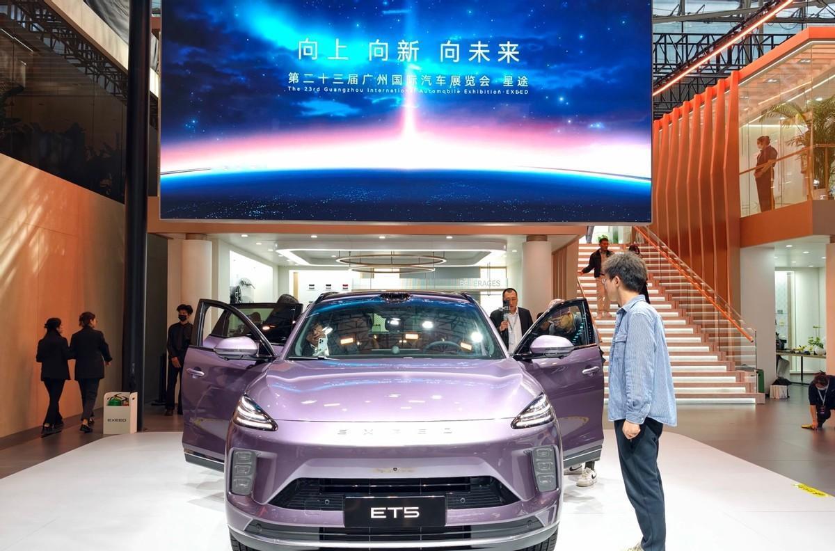 2025广州车展看星途！星途ET5凭颜值吸引，又有超强的产品力承接
