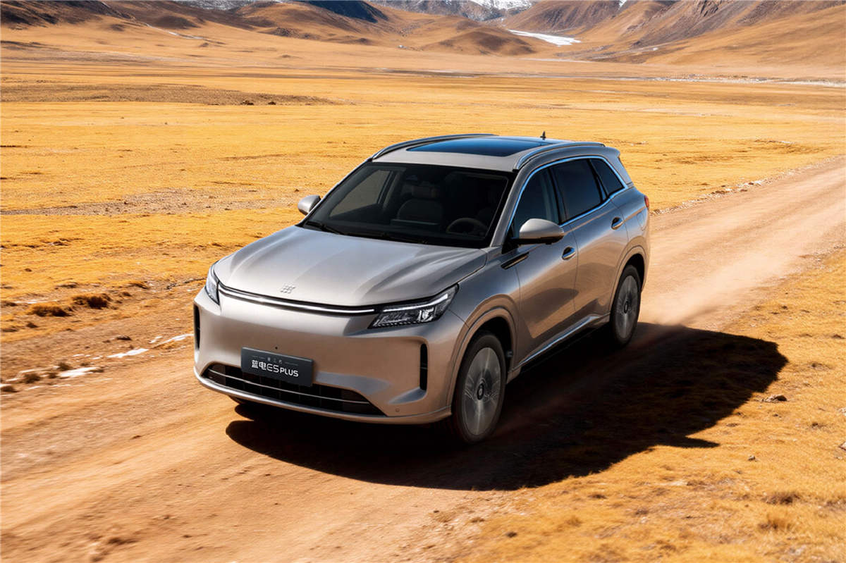 不挤了!蓝电E5 PLUS用“场景定义汽车”打破市场内卷