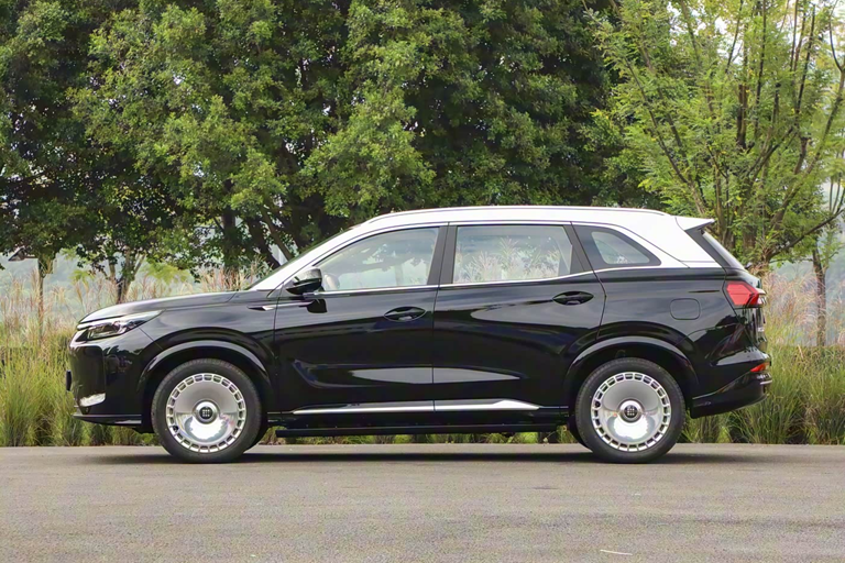 十二万以内入手长续航大增程，第三代蓝电E5 PLUS实力几何