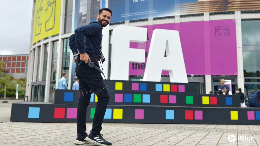 穿上外骨骼我在IFA 2025现场试穿Hypershell X Ultra的全程体验