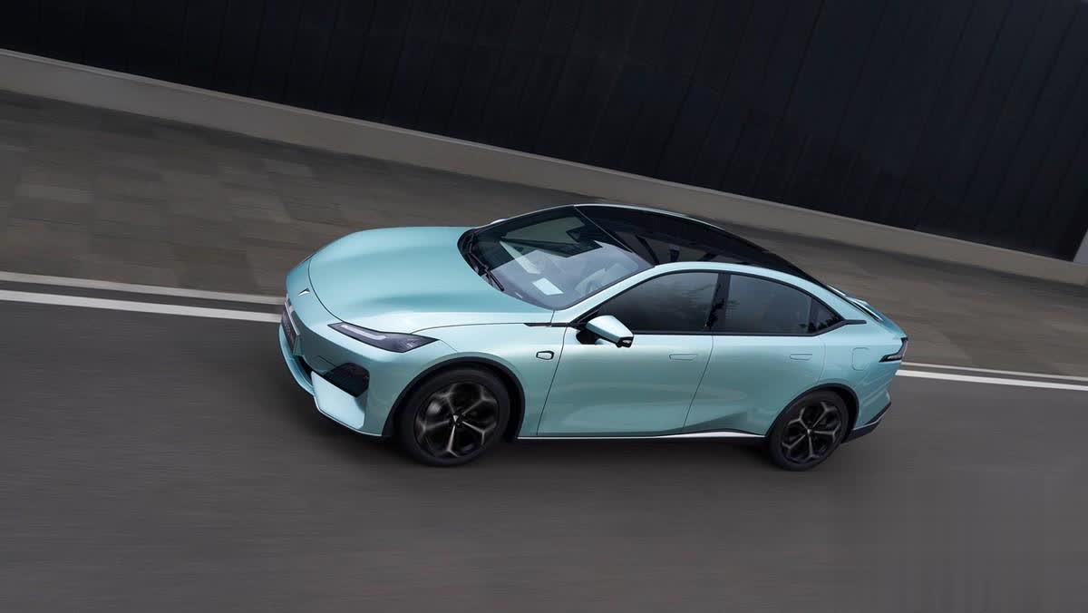 11.99万起，2025款深蓝SL03新车值得买吗?