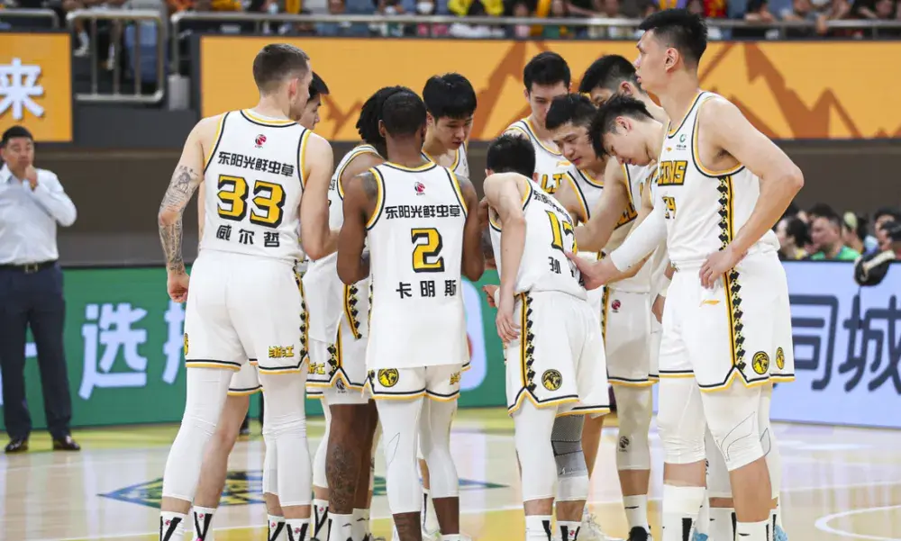 CCTV5直播，浙江广厦PK北京北汽，巴里布朗PK杰曼，鹿死谁手?