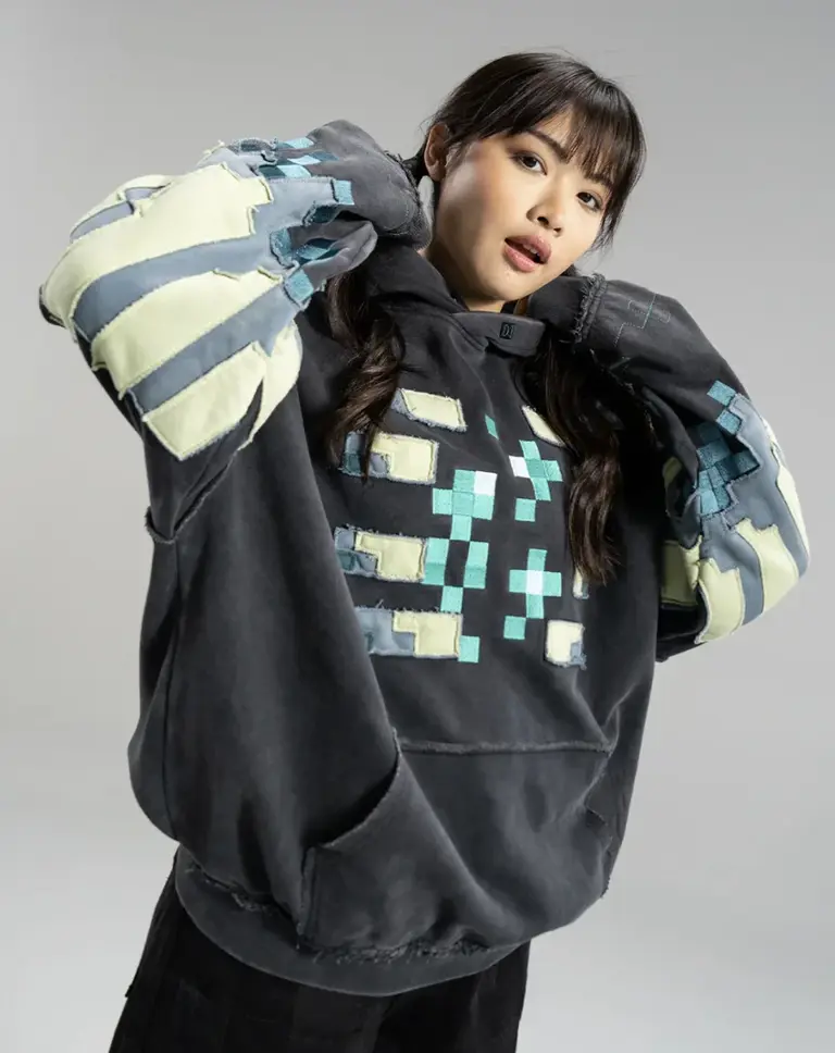 Very Cool Minecraft（我的世界） 联名服装公布