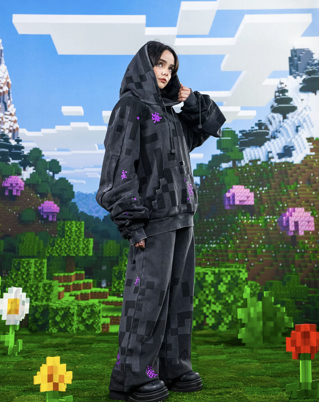 Very Cool Minecraft（我的世界） 联名服装公布