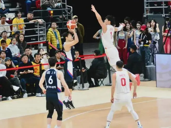 23%VS45%！中国男篮三分惨案背后：1数据揭致命伤，奥运门票悬了？