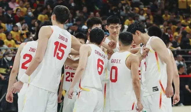 23%VS45%！中国男篮三分惨案背后：1数据揭致命伤，奥运门票悬了？