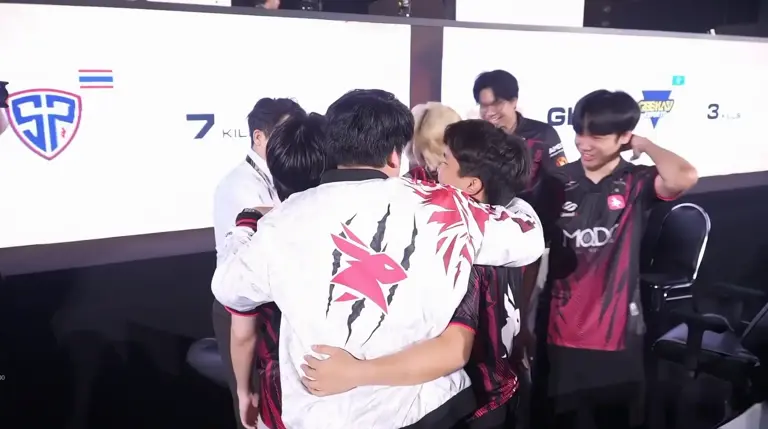 PCL赛区彻底烂完，4AM与JDG提前淘汰，17进突围赛也是看人脸色