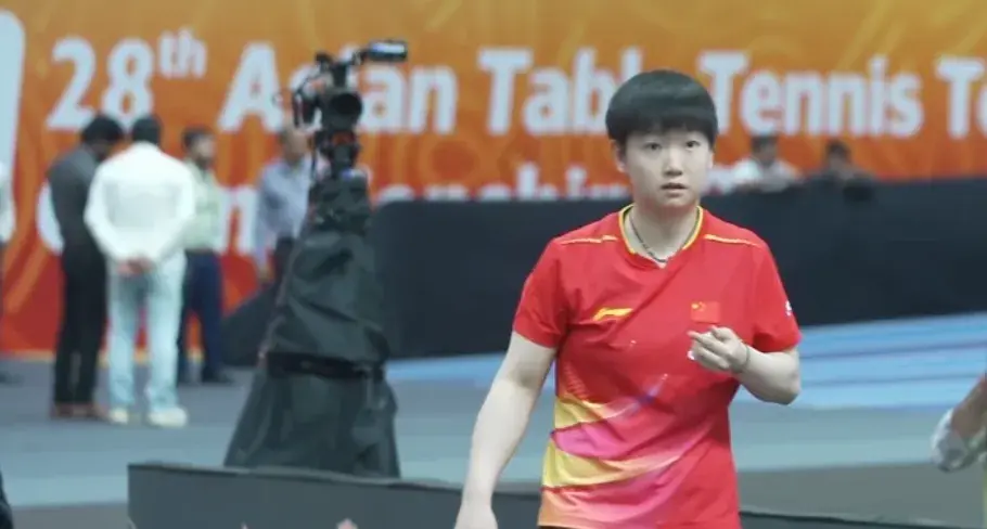 CCTV5直播! WTT香港总决赛次日赛程，莎头迎国乒内战，孙颖莎一天两赛