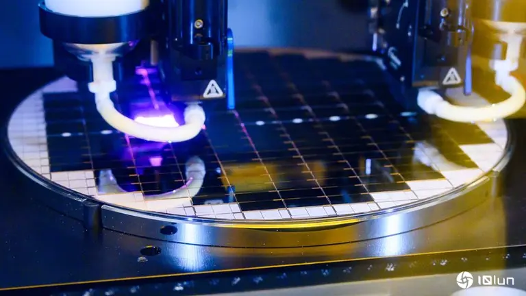 英特尔首装ASML高NA光刻机，开启14A节点高产能制造