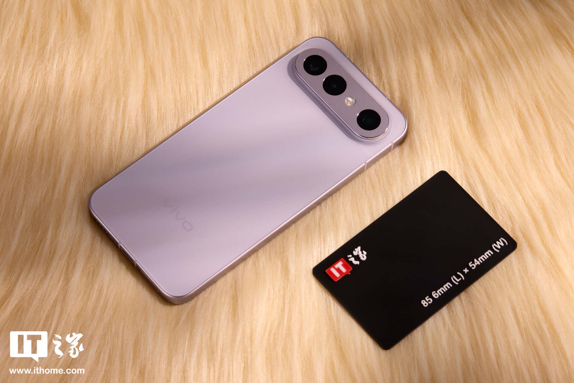 vivo S50 Pro mini实拍：mini小直屏，长焦Live搭满血性能铁三角