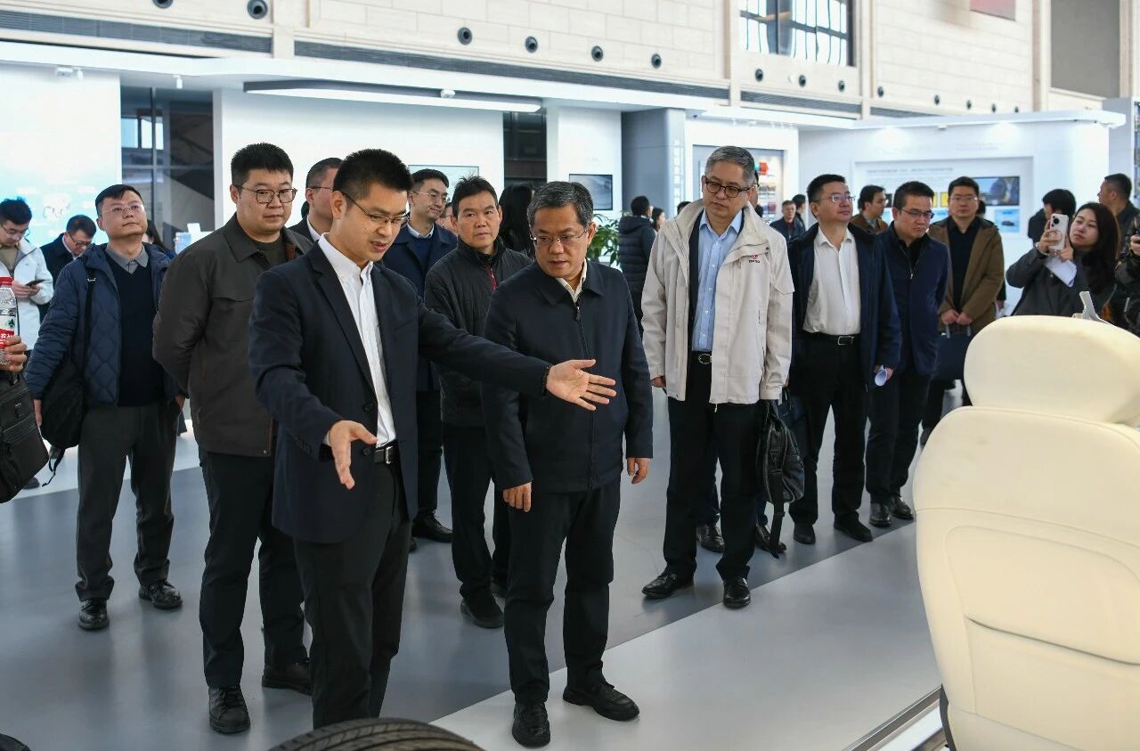 解锁北斗+纯电性能双重突破 东风风神SKY EV01量产交付