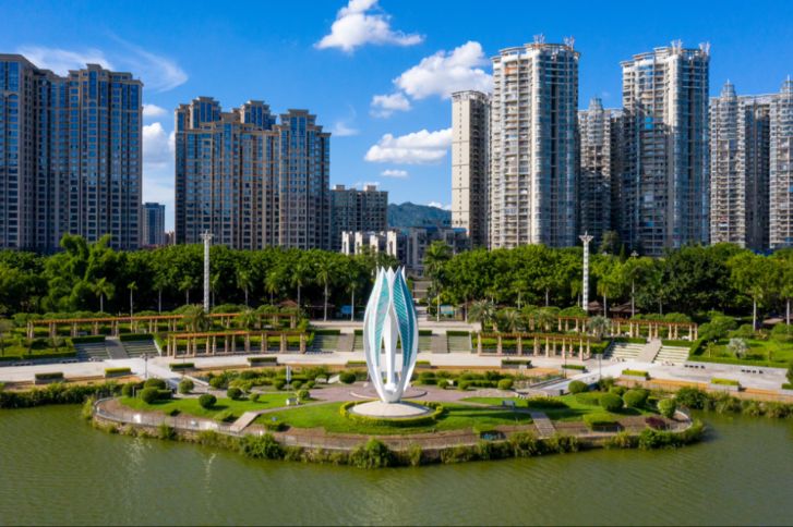 中诚信亚太维持南安市发展投资集团有限公司长期信用评级BBBg，展望稳定