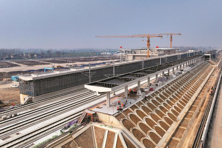 双堆集站进入装饰装修阶段