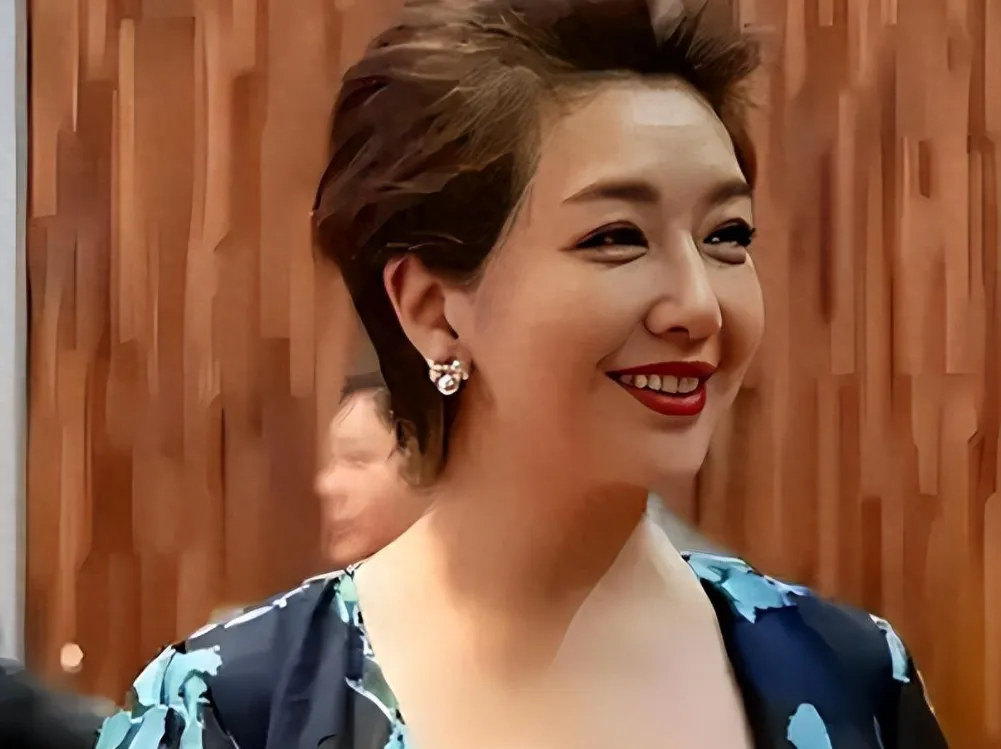 钱再多有什么用?58岁身家过亿的江珊，如今27岁女儿成了心病