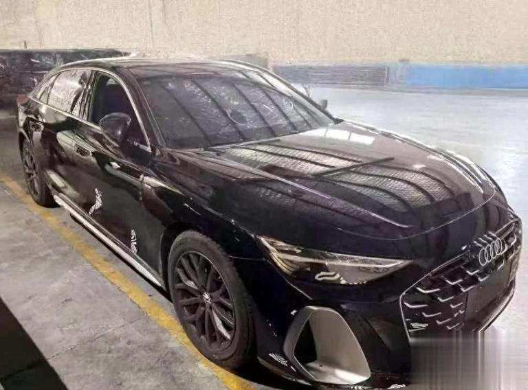 全新一代奥迪A6L实车现身，外观美尺寸升，配3.0T V6和2.0T