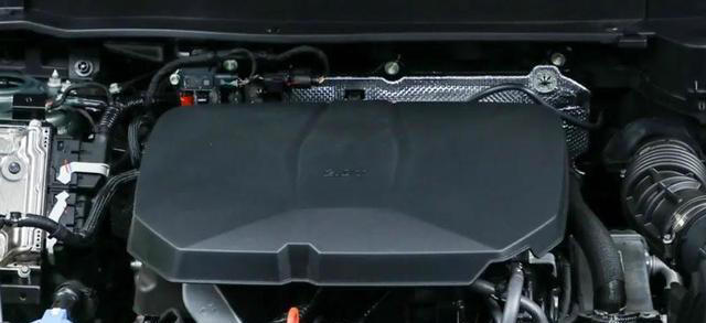 12月值得入手的SUV，仅售10.39W，238马力油耗仅7.4L