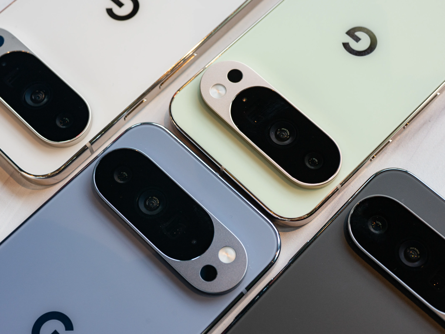 部分用户反映谷歌 Pixel 手机出现奇怪 bug：拍摄的照片不翼而飞