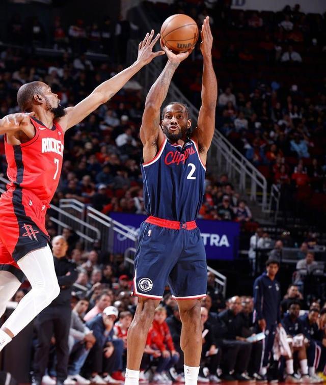 北伐开始!卡登合砍70+12+11，快船128-108轻取火箭!