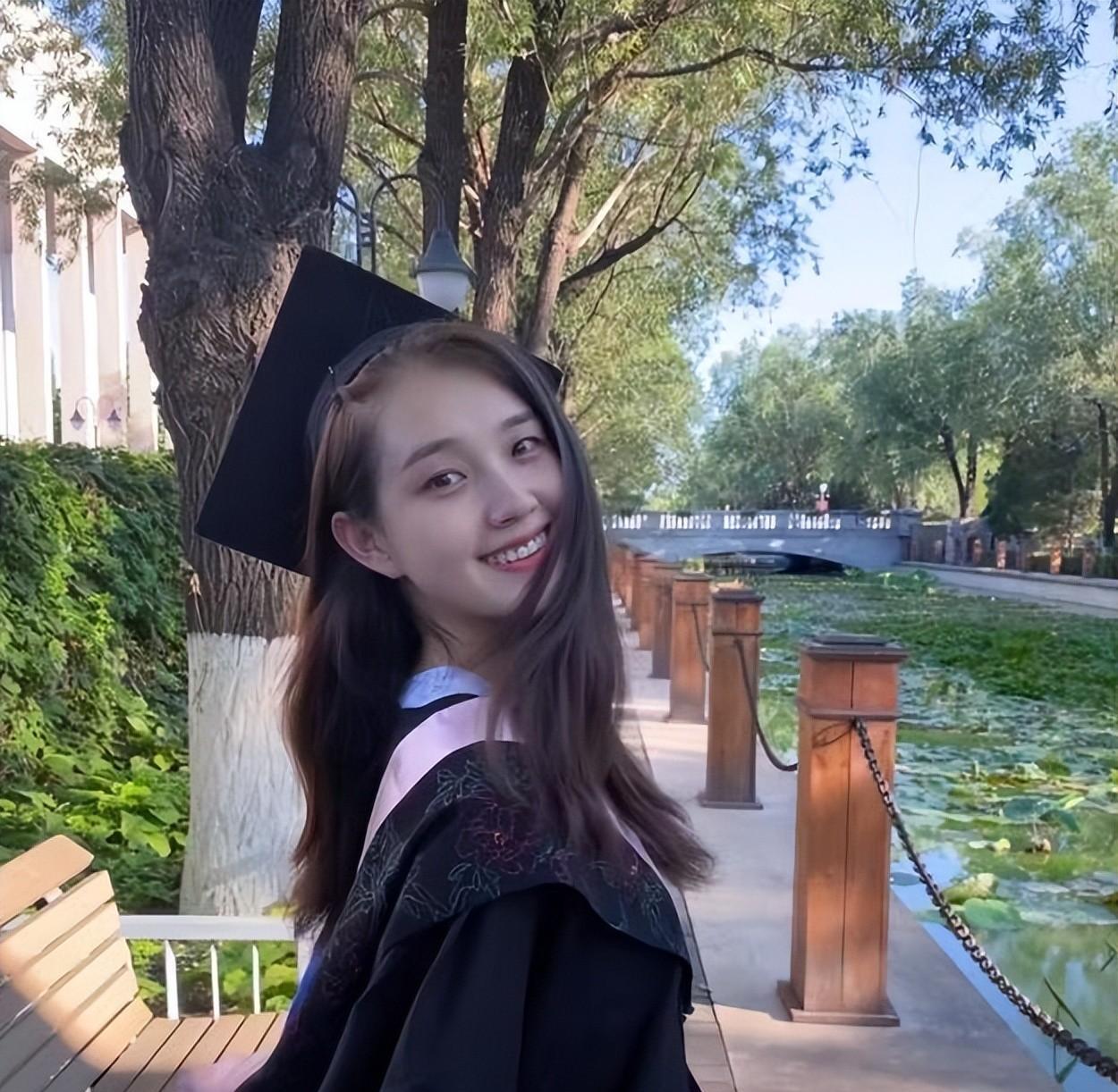 这一夜，女明星和短剧女主的差别，在陈都灵和郭宇欣身上完美展现