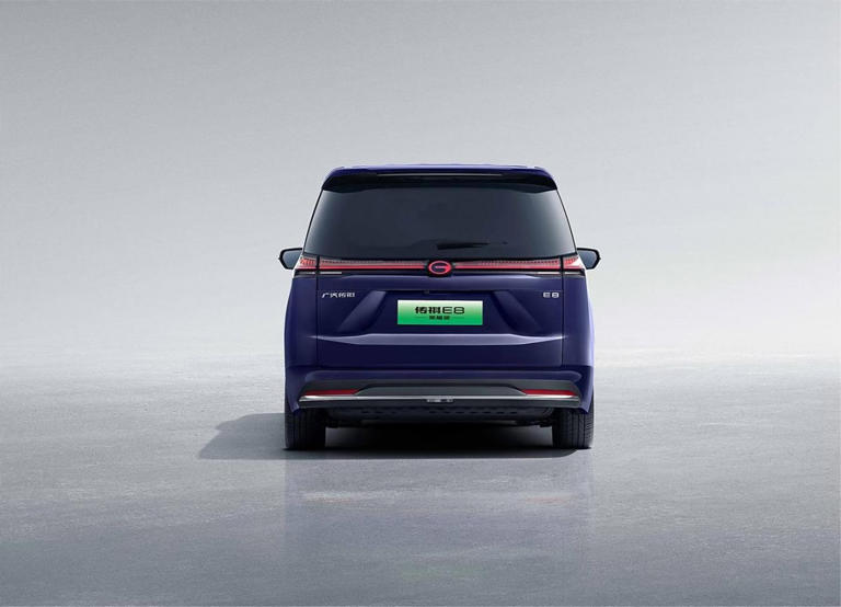 何为20万以内高品质自主MPV 传祺E8荣耀系列给你答案