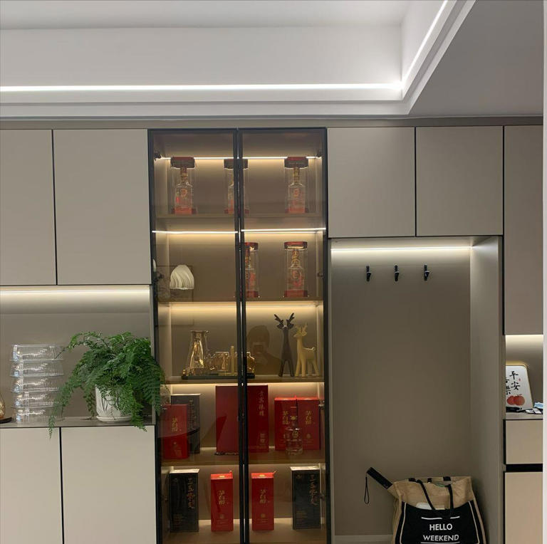 146㎡现代简约风，黑白灰携刻自在的美好，造出有温度的现代简约