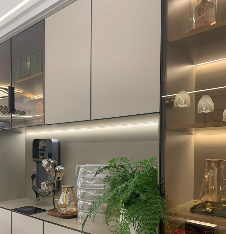 146㎡现代简约风，黑白灰携刻自在的美好，造出有温度的现代简约