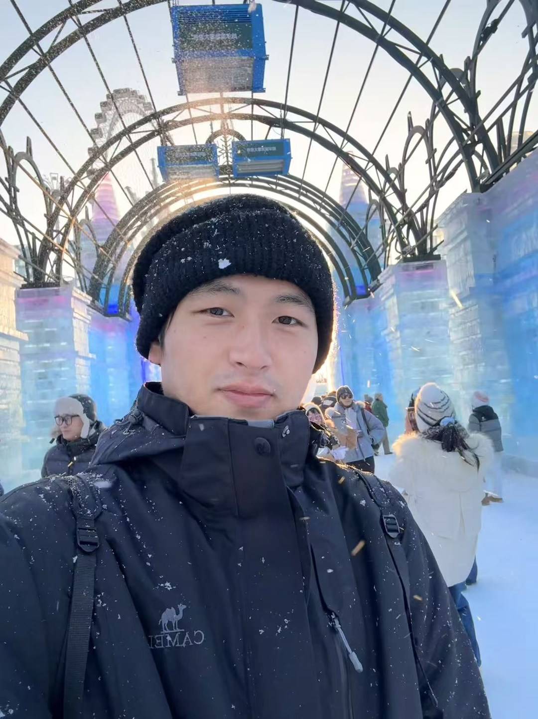 坐68天公交，小伙从安徽到哈尔滨 他说：每个人都藏着敢于出发的勇气