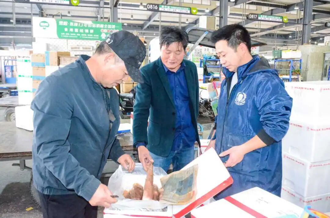 一天卖掉8000公斤! 浙江人餐桌上的“鲜味担当”，今年价格便宜30%!