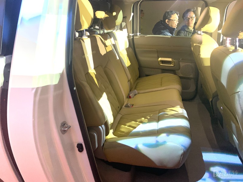 郑州日产锋坦Frontier Pro正式上市，官方售价16.99万元起